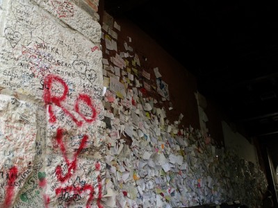 7 Unusual and Legendary Walls of Italy