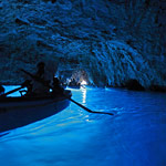 Top 8 most spectacular caves in Italy