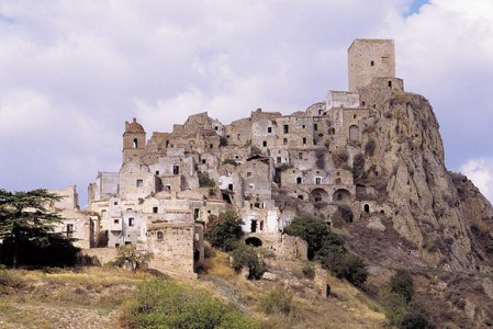 15 Ghost towns in Italy (Abandoned villages in Italy)